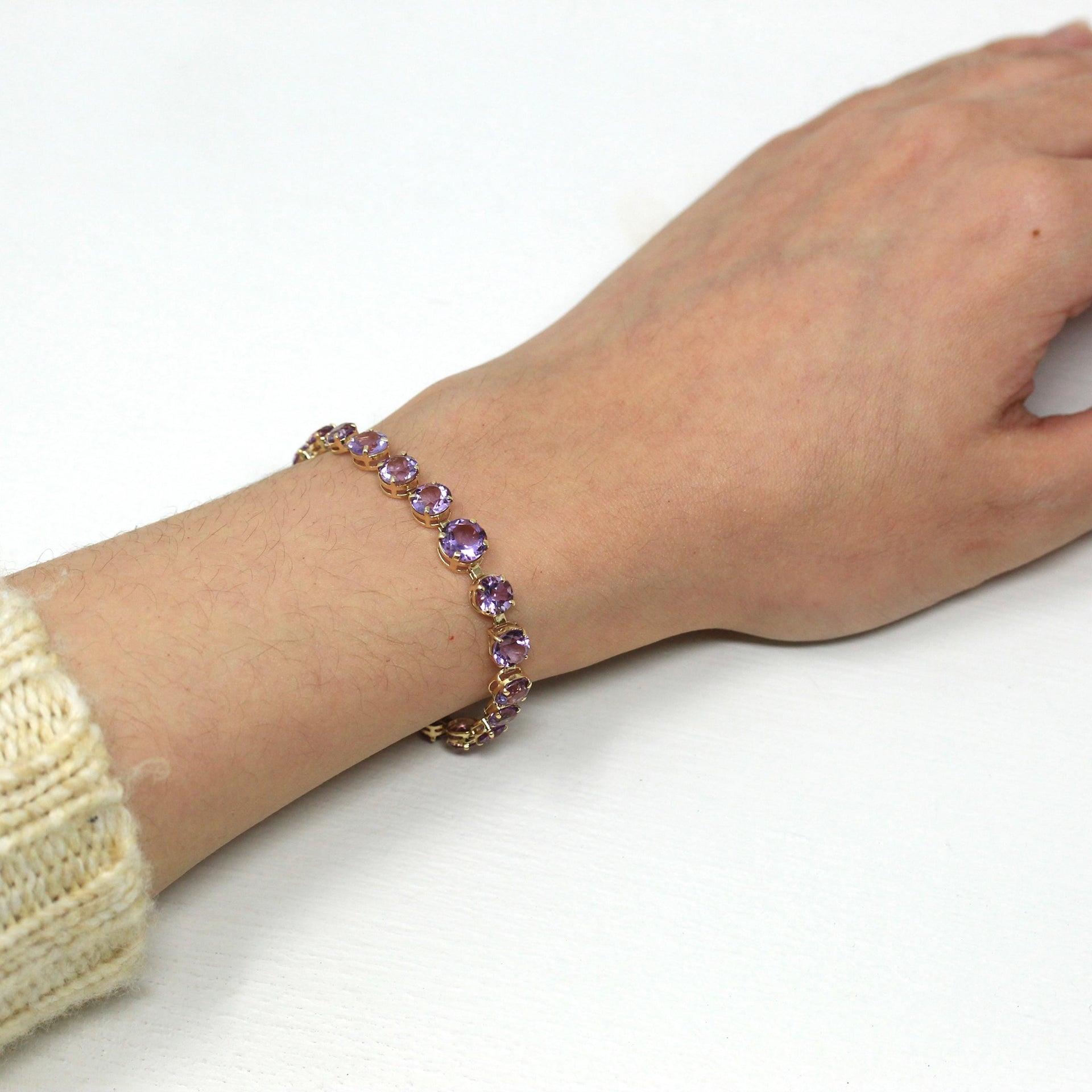 Bracelets – MJV