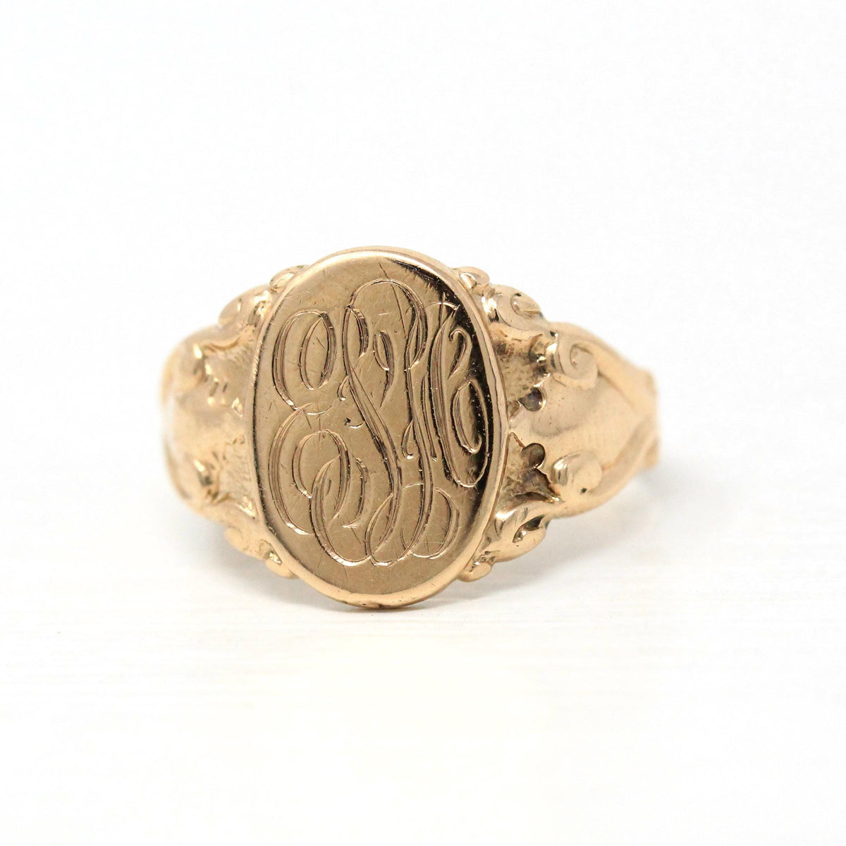 Antique "ESC" Signet Ring - Edwardian 10k Yellow Gold Oval Engraved In ...