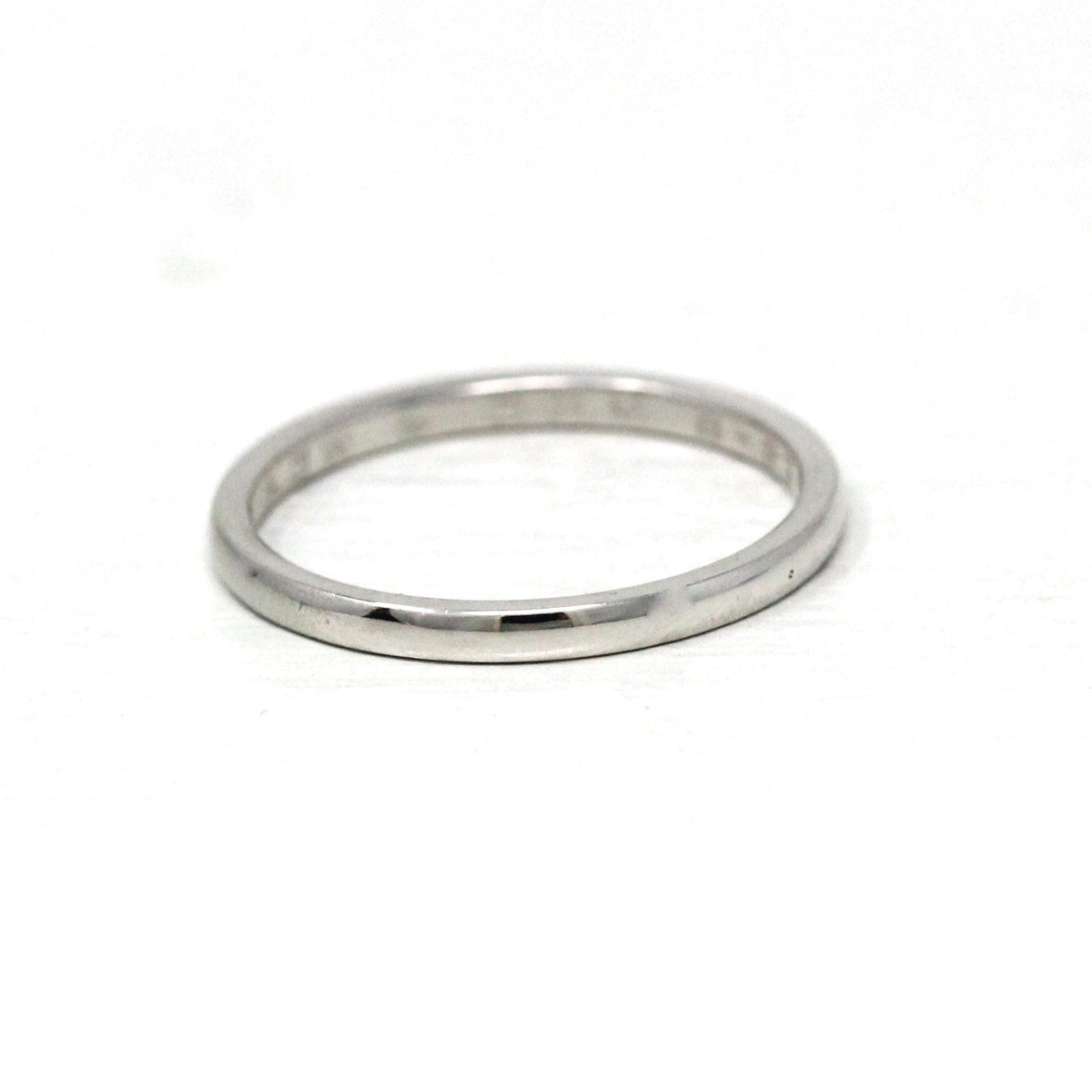 Antique Wedding Band - Retro 18k White Gold Plain Unadorned Ring - Dat ...